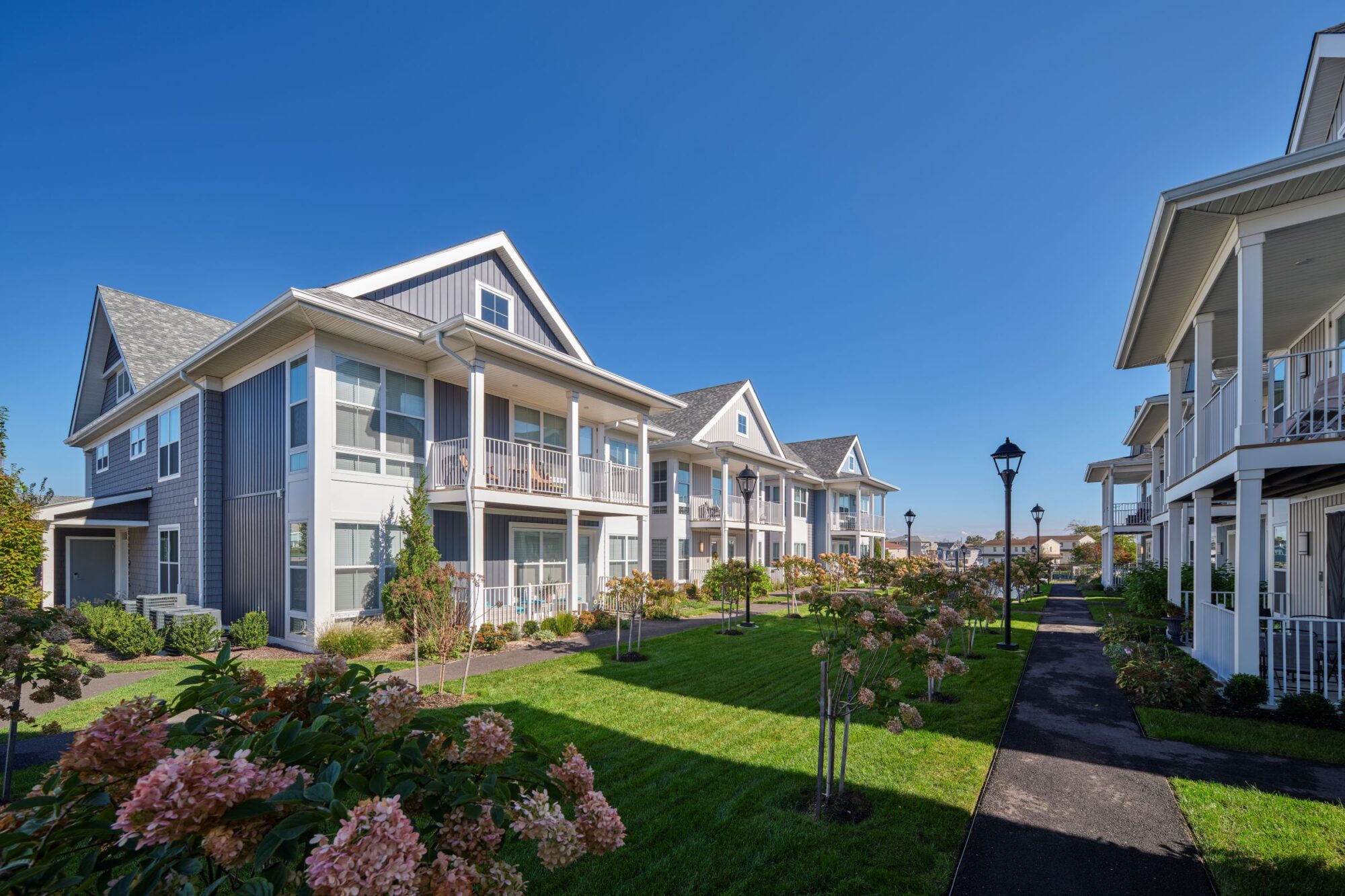 Avalon Harbor Isle - The Architectural Team